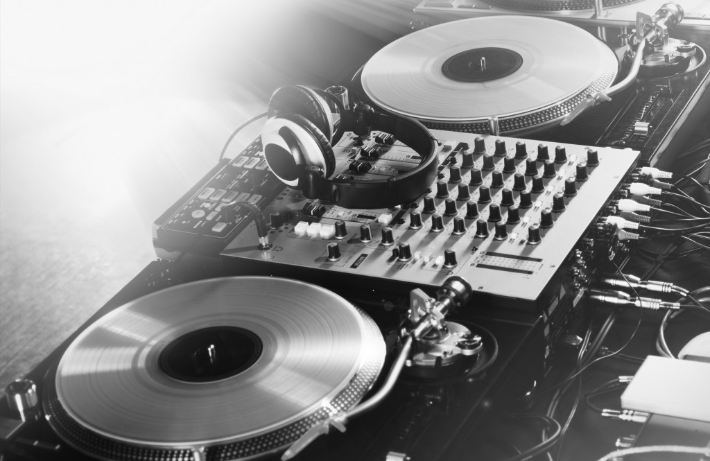 24 Bit Wav Techno Samples | Download Techno Drum Loops